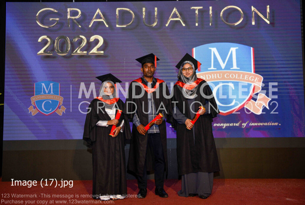 Graduation 2022 – Mandhu College