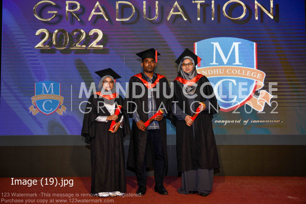 Graduation 2022 – Mandhu College