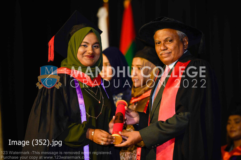 Graduation 2022 – Mandhu College