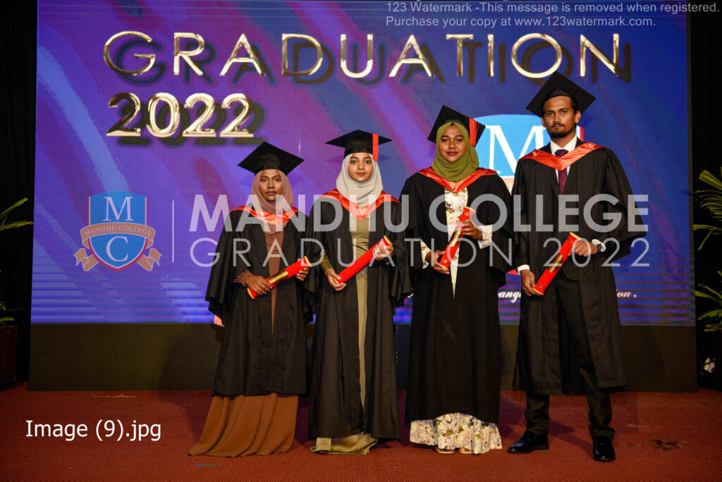 Graduation 2022 – Mandhu College